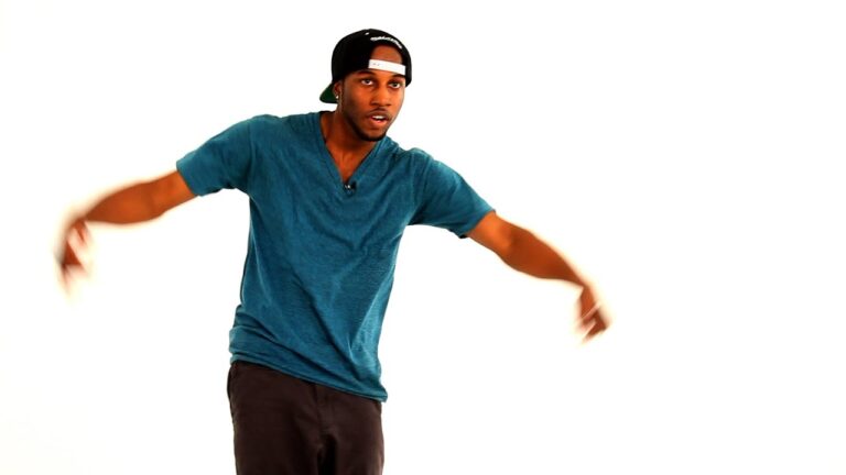 How to Do a Krumping Cross Step | Hip-Hop Combos | RKSフィットネスチャンネル