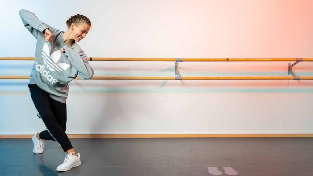 5 Easy Dance Moves for Beginners PART I – HIP HOP Dance Tutorial | RKS ...